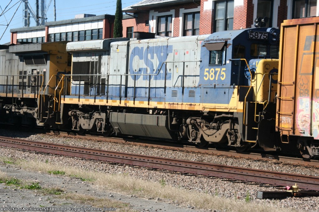 CSX 5875